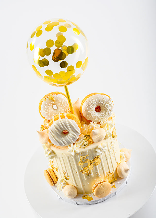 Cake Topper with Confetti Stuffing – HauteBalloon